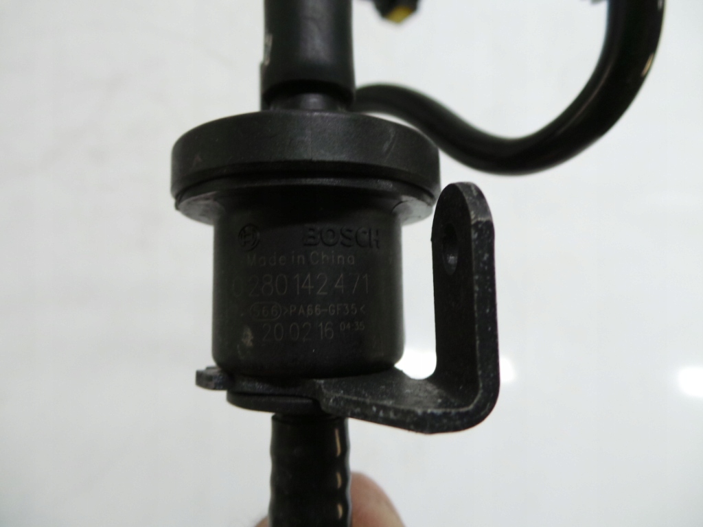 Elektrozawór paliwa przewody Fiat Alfa 1.4 T-JET - 11220669482 ...