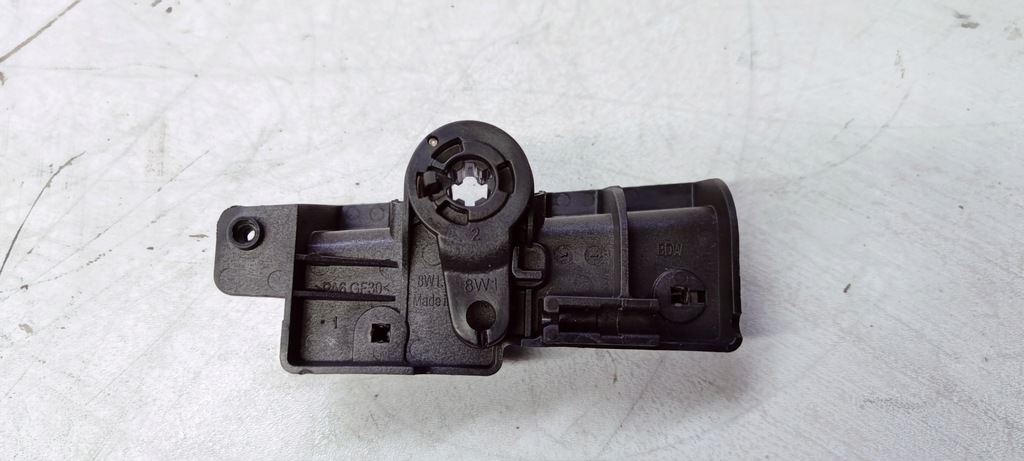 RĄCZKA OTWIERANIA MASKI AUDI A4 B9 A5 8W1823633C - 13169892827 ...