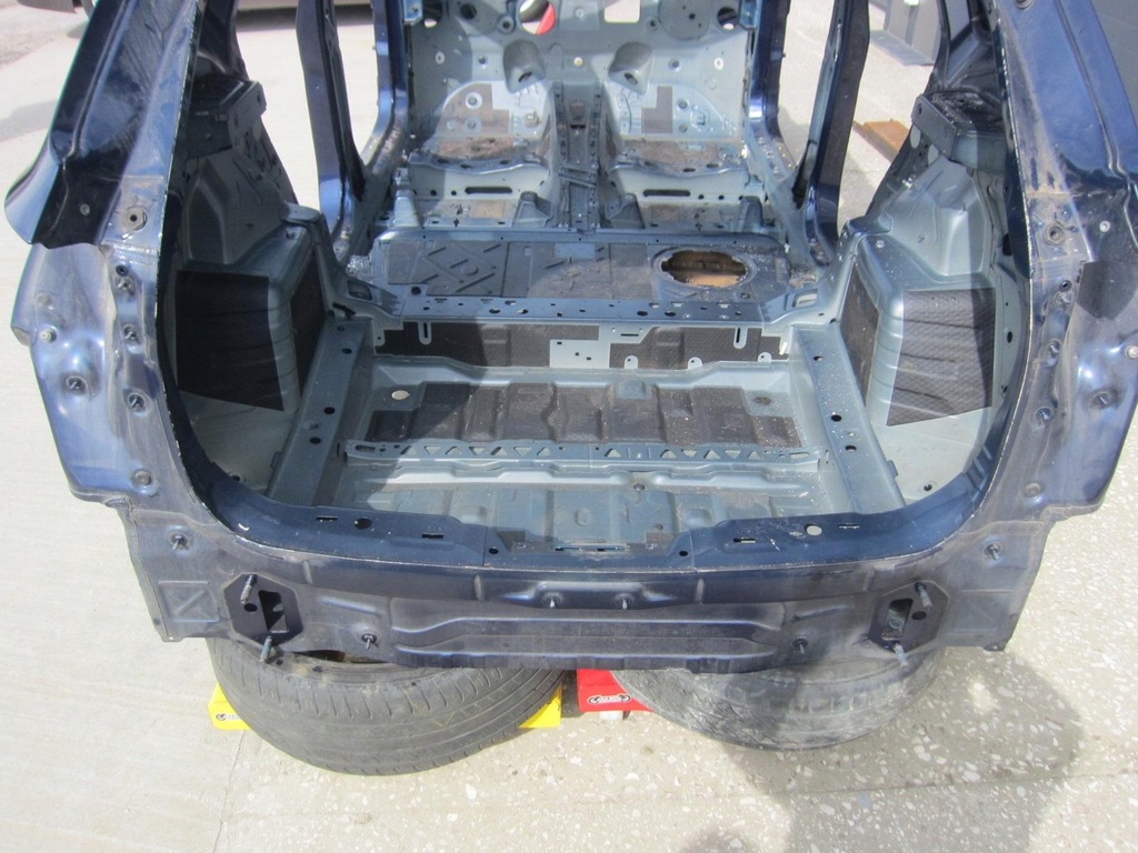 BMW X1 F48 PAS TYLNY TYŁ WANNA DUPA C10 MEDITERRAN BŁOTNIKI TYLNE ...