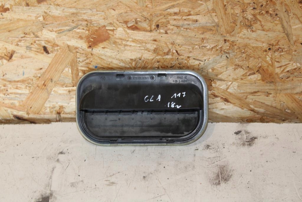 Kratka wentylacyjna pod zderzakiem tylnym Mercedes - 12711407951 ...