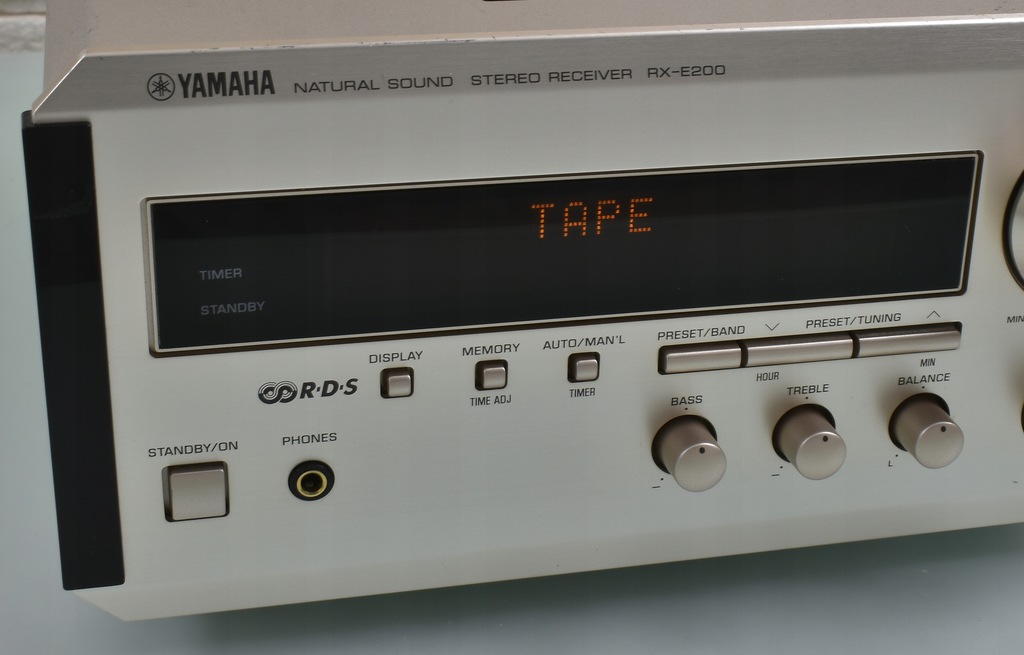 Купить Стереоресивер YAMAHA Pianocraft RX-E200: отзывы, фото и ...