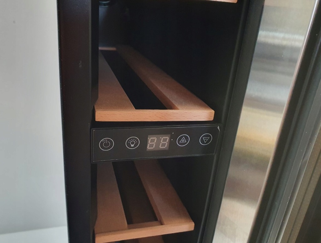 Klarstein Vinovilla 7 Built-in Uno Onyx - 12694625834 - oficjalne archiwum Allegro