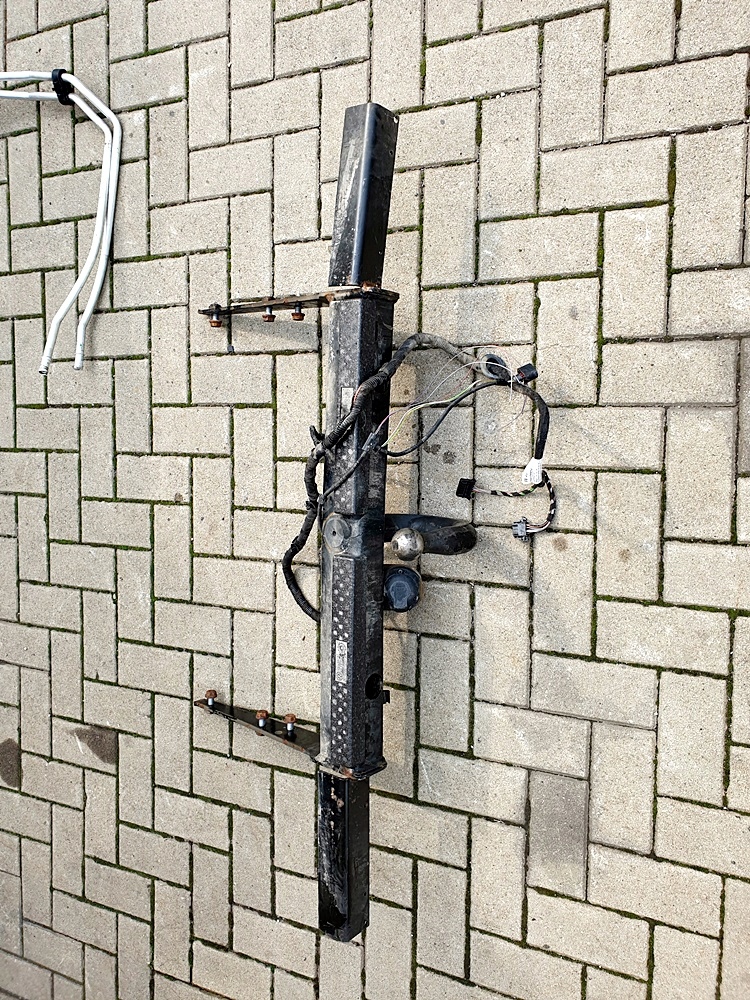 VW T5 Caravella Multin Hak z wiązką 7H0807252A - 8415962347 - oficjalne ...