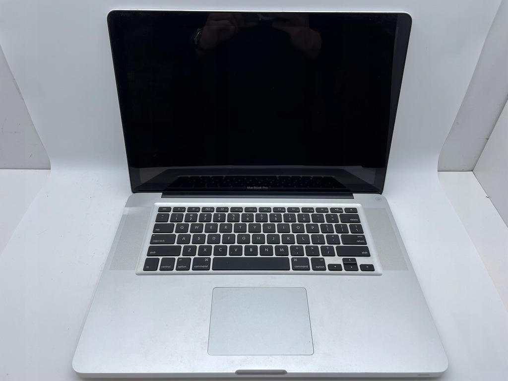 Apple MacBook Pro A1286 OPIS!! - 13140908671 - oficjalne archiwum Allegro