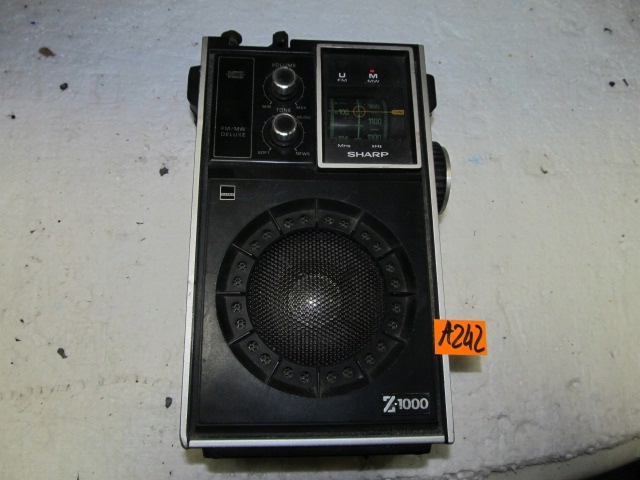 RADIO SHARP Z-1000 - NR A242 - 13135645820 - oficjalne archiwum Allegro