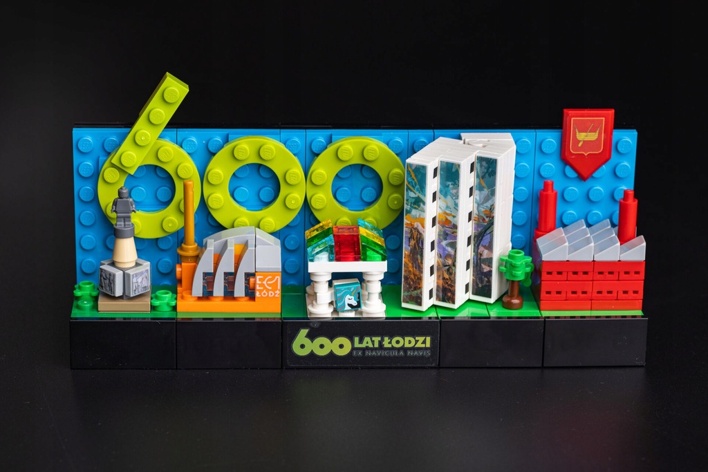 Unikatowy zestaw klocków LEGO na 600-lecie Łodzi - 15040342051 ...