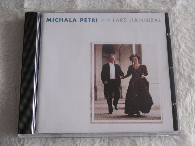 MICHALA PETRI - AIR LARS HANNIBAL .A - 12339134975 - oficjalne archiwum Allegro