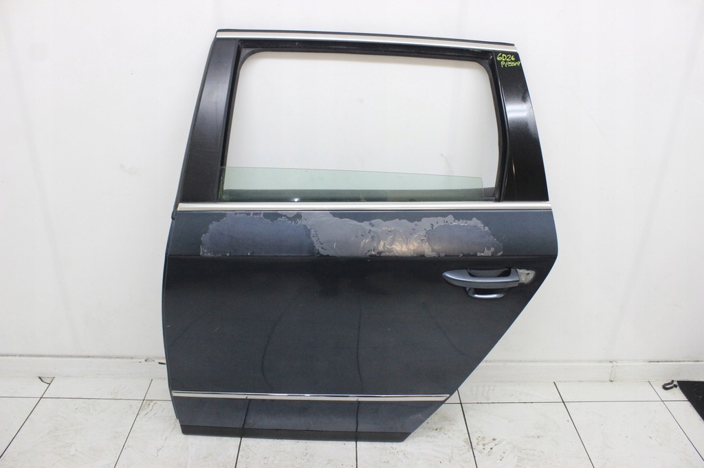 VW PASSAT B6 KOMBI 05R- DRZWI LEWE TYLNE LEWY TYŁ LC5F - 15304464712 ...