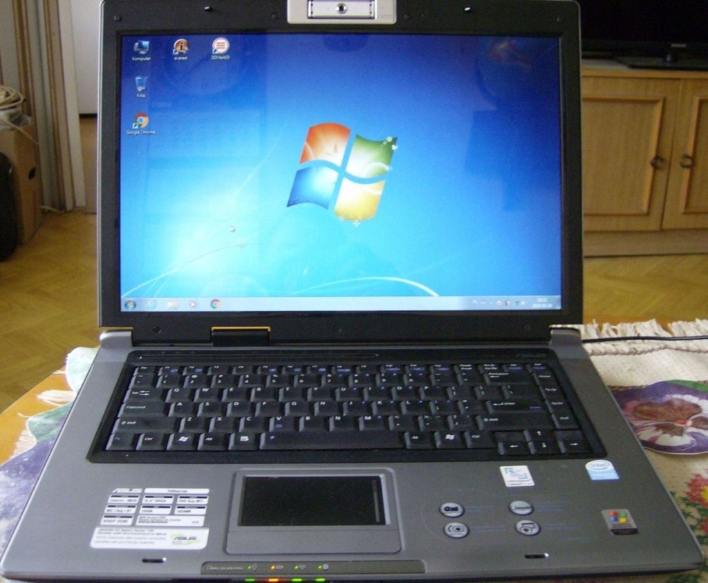 Laptop ASUS F5R - 2-rdzenie, kompletny! - 8099368652 - oficjalne ...