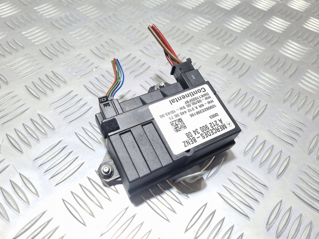 Sterownik pompy paliwa Mercedes-Benz S-Class - 13828799922 - oficjalne ...