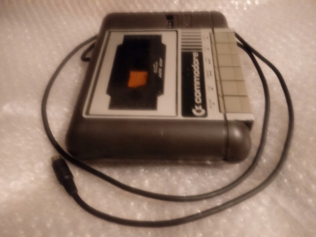 Magnetofon Commodore 1531 dla C16/C116/Plus4. - 11772715728 - oficjalne ...