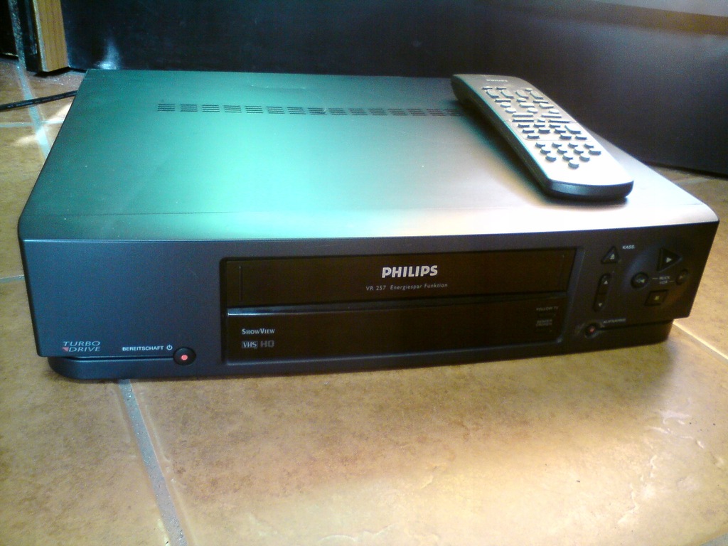 PHILIPS VR 257 magnetowid VIDEO VHS z pilotem - 15192915428 - oficjalne archiwum Allegro
