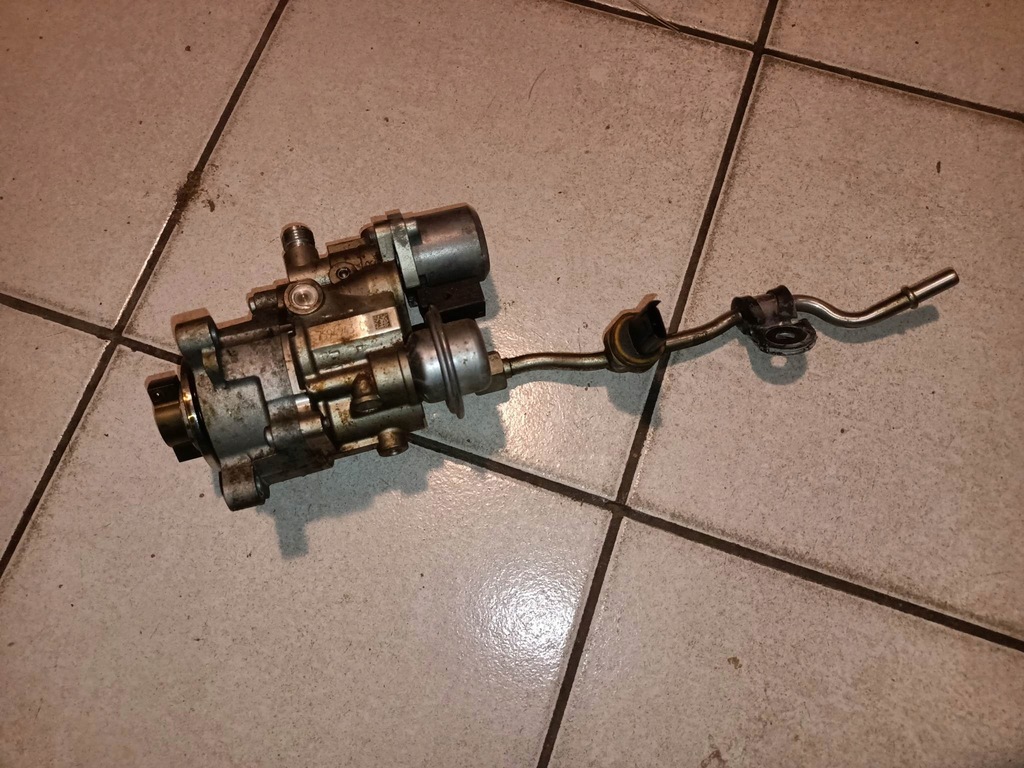 Pompa wtryskowa BMW N53 N54 E60 E90 E70 F01 F10 - 13040391571 ...