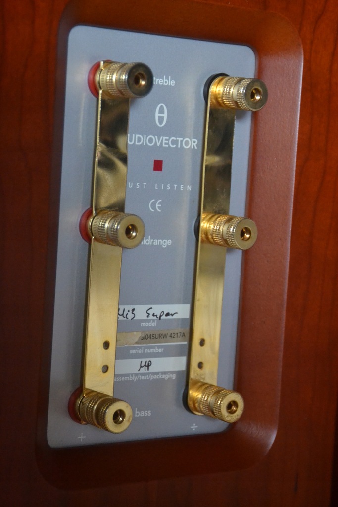 Купить Напольные колонки Audiovector Mi3 Super: отзывы, фото и ...