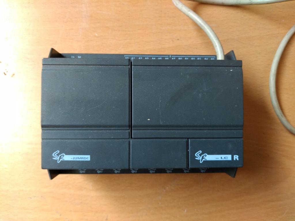 ARRAY Sterownik SR-22MRDC 12-24V + panel SR-HMI-B - 7926779616 - oficjalne archiwum Allegro