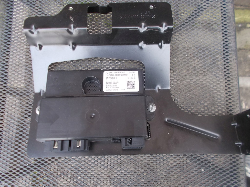 Moduł sterownik drzwi Vito W447 A4479001407 - 12796887746 - oficjalne ...