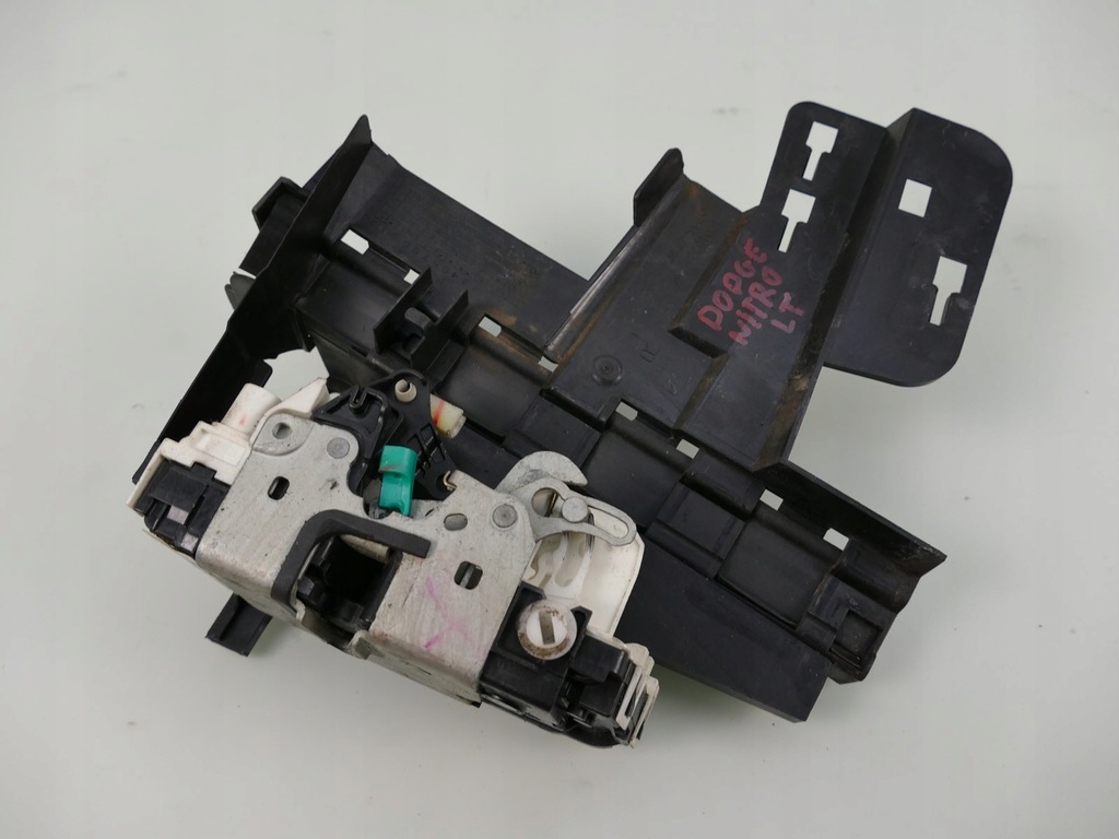 DODGE NITRO ZAMEK DRZWI LEWY TYŁ TYLNY - 13077266436 - oficjalne archiwum Allegro