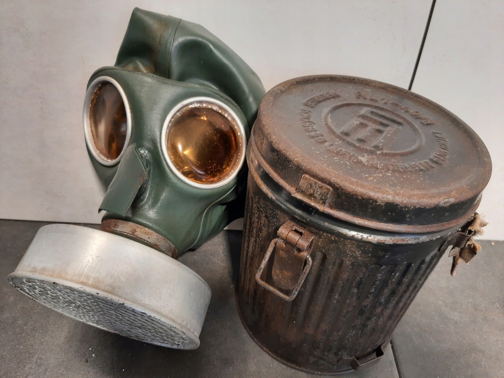 niemiecka puszka maska przeciw gazowa Hitlerjugend - 13402143210 - oficjalne archiwum Allegro