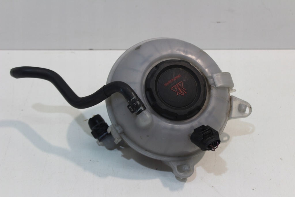 ZBIORNIK WYRÓWNAWCZY AUDI A3 Q3 II SPORTBACK Q7 Q8 CAŁY 5Q0121407P ...