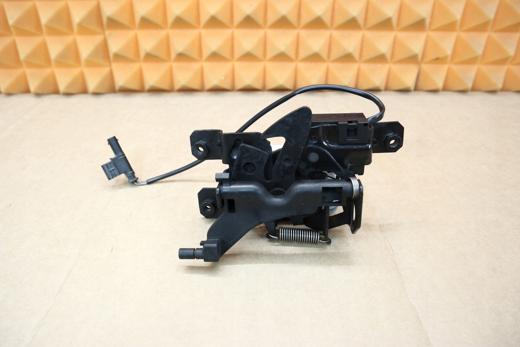 MERCEDES B-KLASA W245 LIFT W169 ZAMEK RYGIEL MASKI CZUJNIK 1698800660 ...