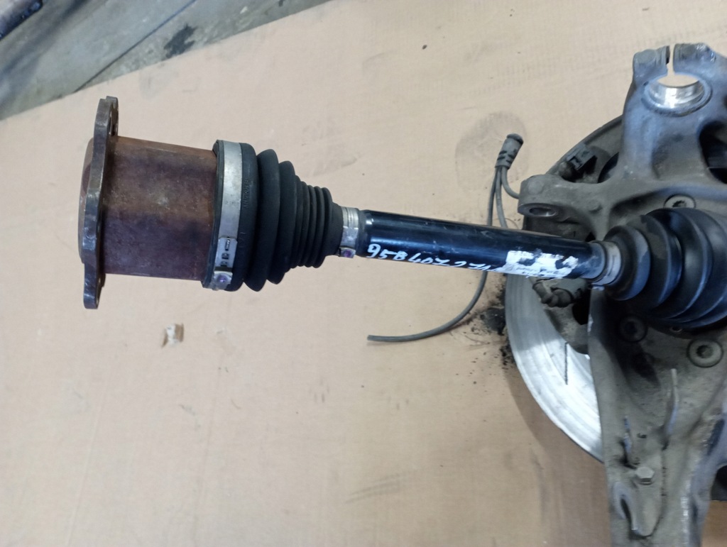 PORSCHE MACAN PÓŁOŚ PÓŁOŚKA 95B407271A - 12147012860 - oficjalne ...