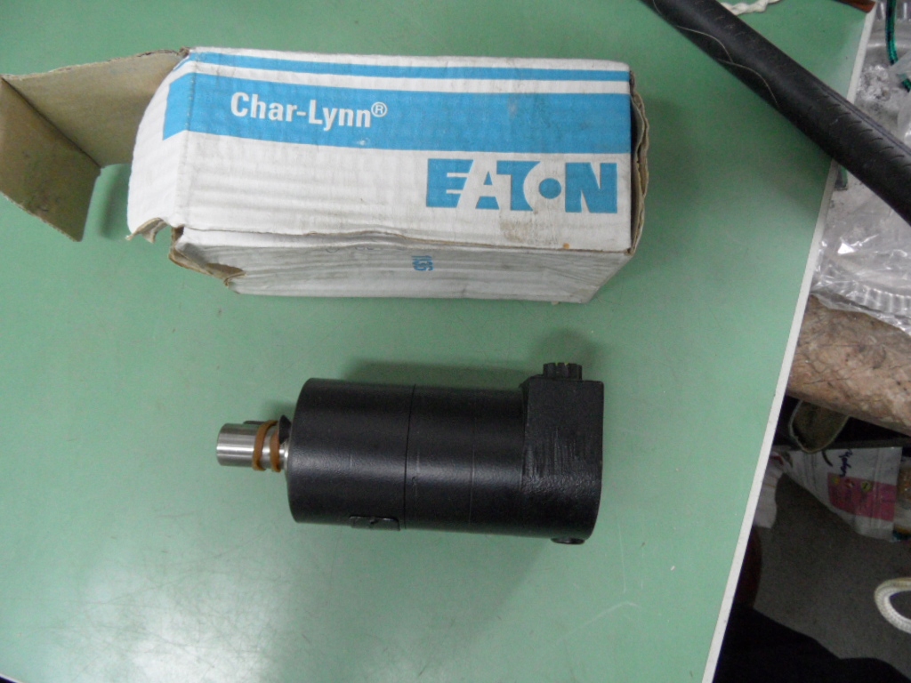 EATON - Char Lynn - 129...silnik hydrauliczny - - 12458387682 ...