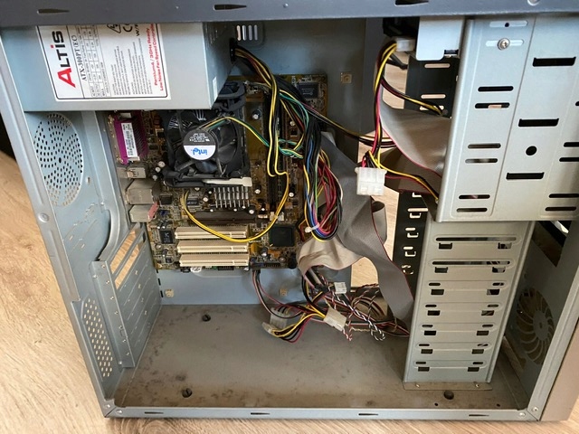 KOMPUTER LG 52X MAX NA CZĘŚCI - 9521543071 - oficjalne archiwum Allegro