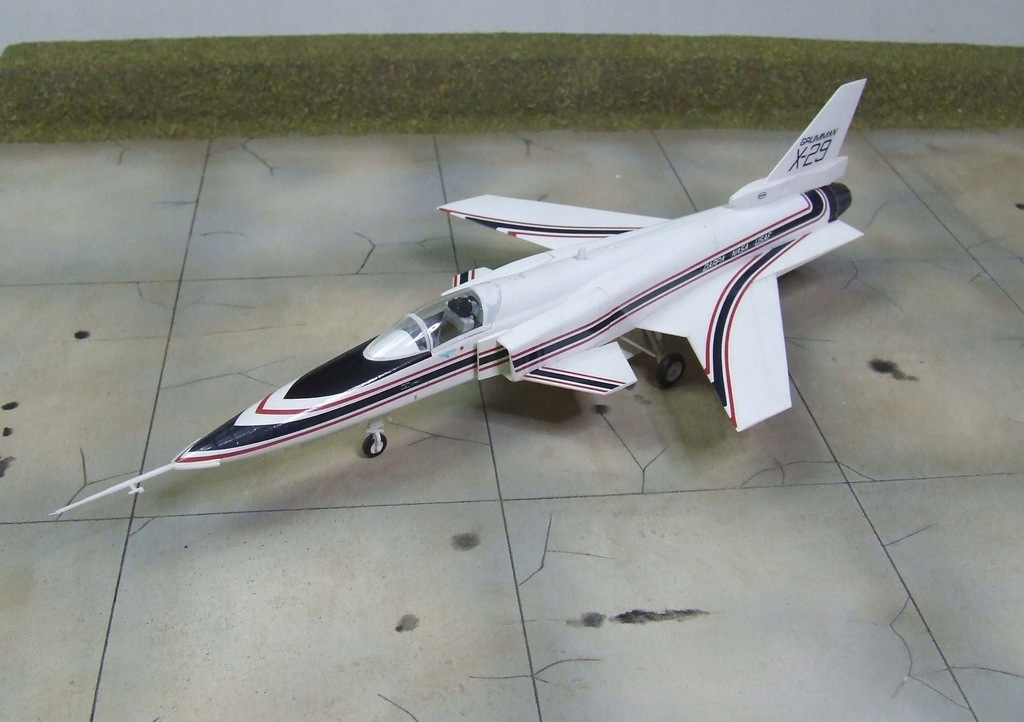 Grumman X-29 model sklejony 1/72 - 8074359508 - oficjalne archiwum Allegro