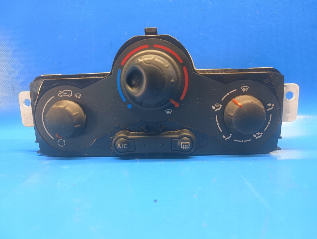 PANEL NAWIEWU KLIMATYZACJI RENAULT KANGOO II LIFT III 15-21r ...
