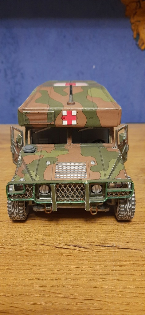 Model Kartonowy M997 HUMMER-AMBULANS - 14905325890 - oficjalne archiwum ...