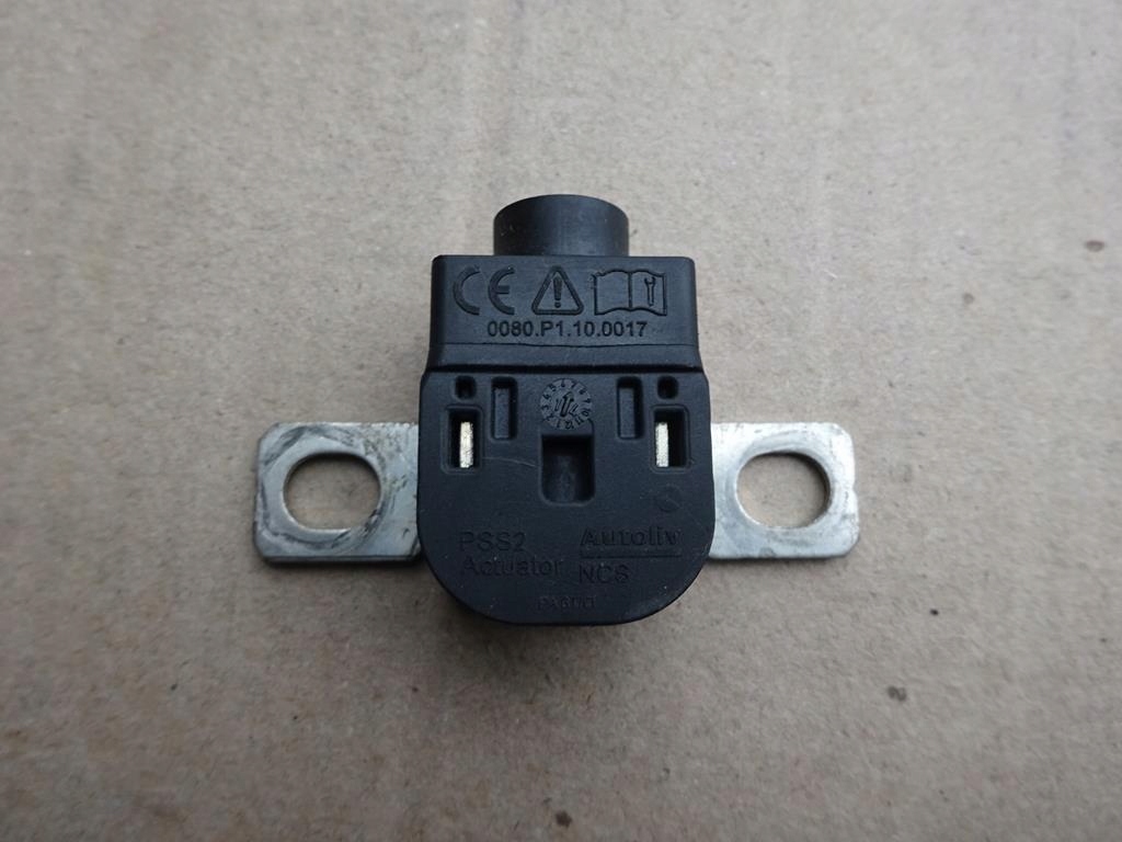 KLEMA PIROTECHNICZNA 0080.P1.10.0017 AUDI A6 A8 A5 - 9868984200 ...