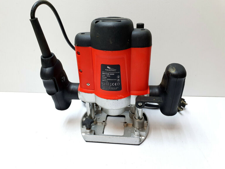 FREZARKA GÓRNOWRZECIONOWA POWERMAT PM-FGW-2000 - 11651959340 ...