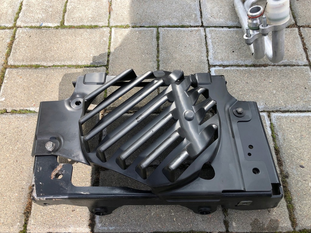 MERCEDES G KLASA 463 CHŁODNICA OLEJOWA A4635010100 - 11282051113 ...