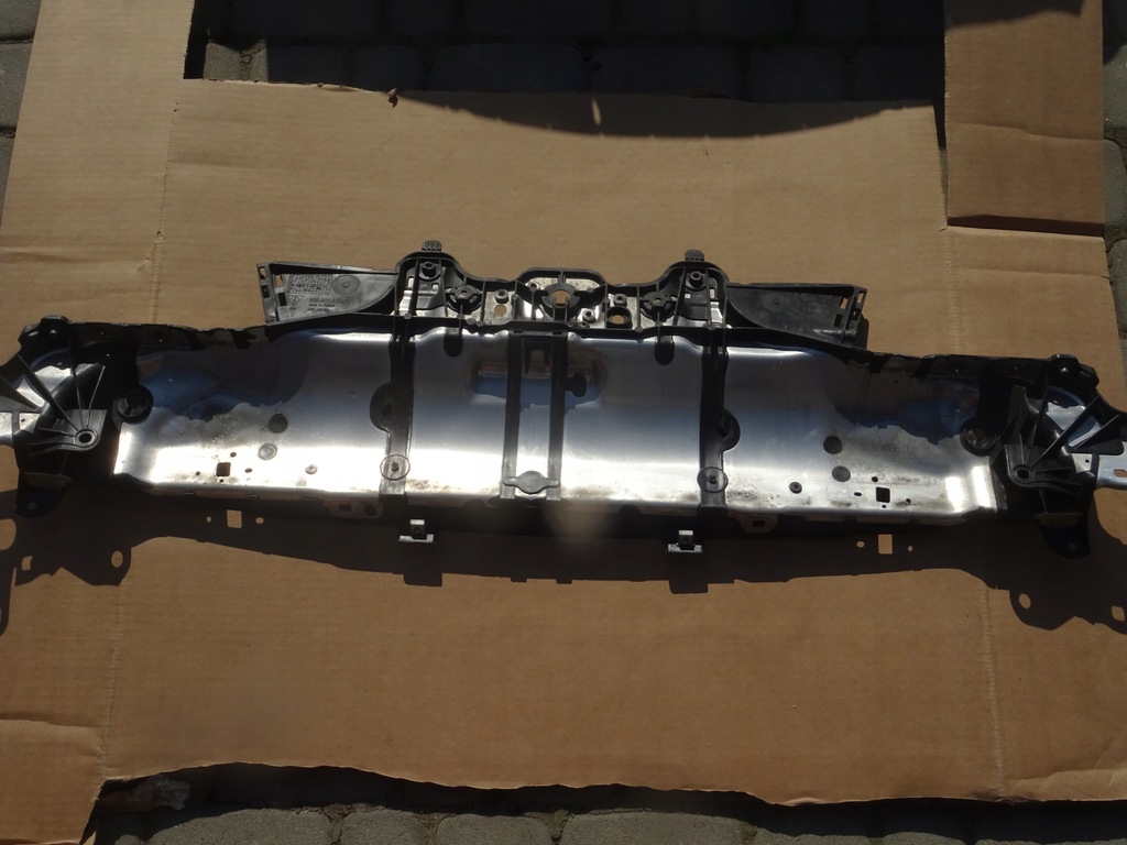 PORSCHE MACAN WZMOCNIENIE GORNE 95B805931F - 12141646309 - oficjalne ...