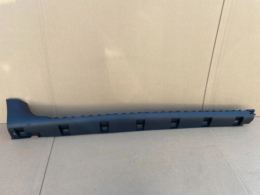 DACIA DUSTER I LISTWA PROGOWA PRAWA NOWA ORYGINAŁ - 13699631324 ...