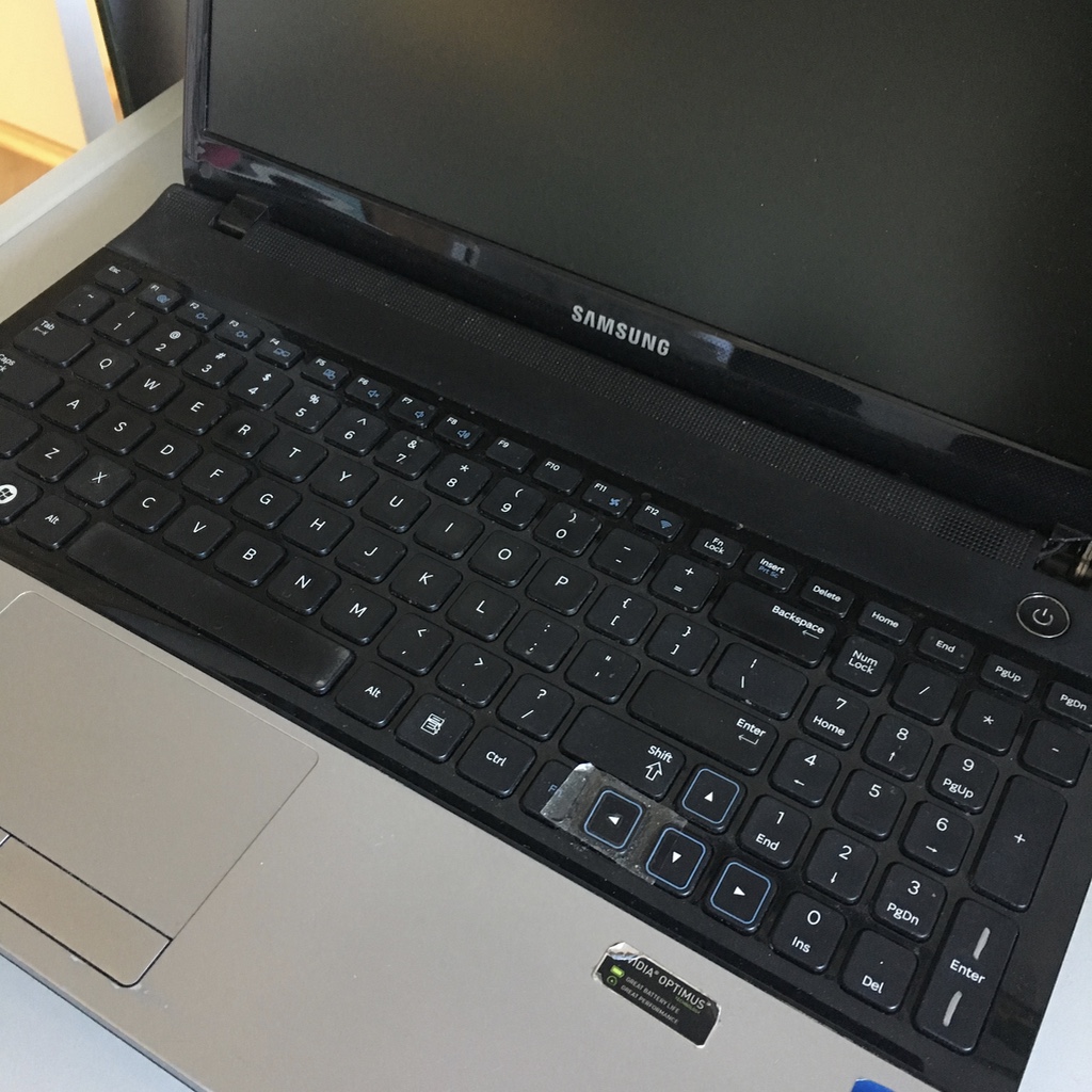 Laptop Notebook Samsung NP300E5A Używany - 7077059747 - oficjalne ...