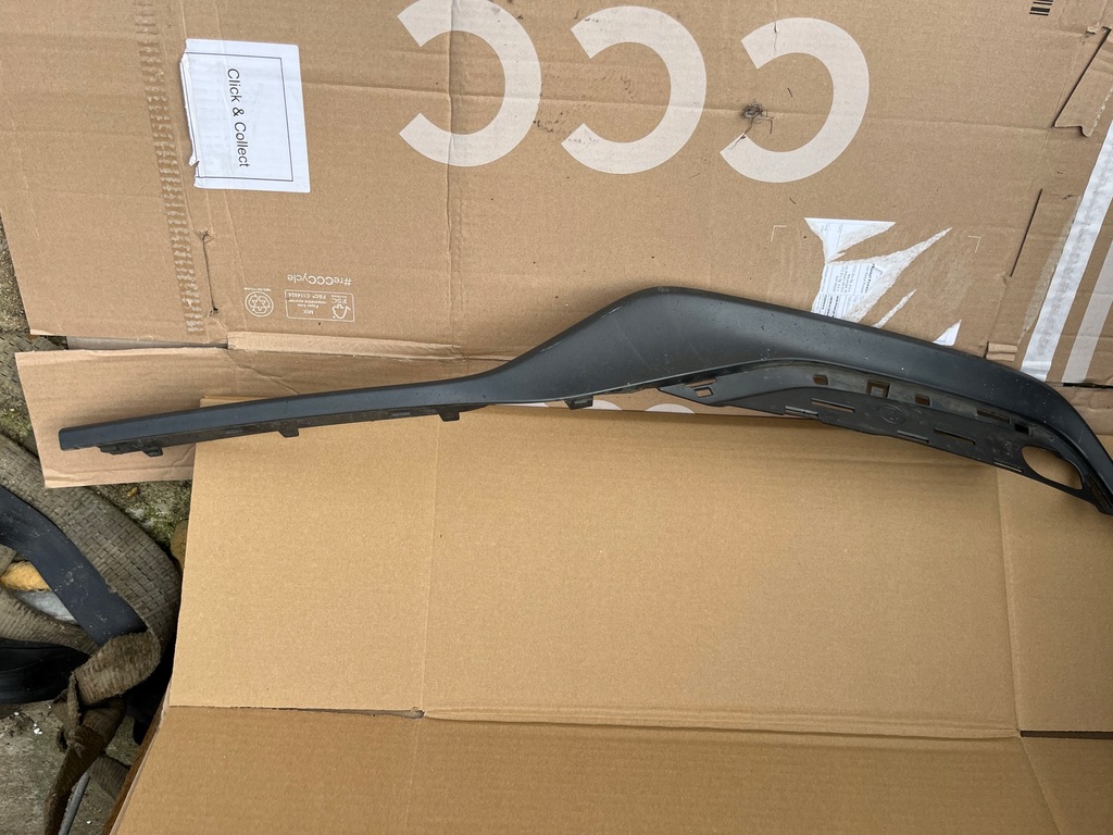 Kratka zderzaka prawa volvo s60 v60 lift 31353655 - 14389617394 ...