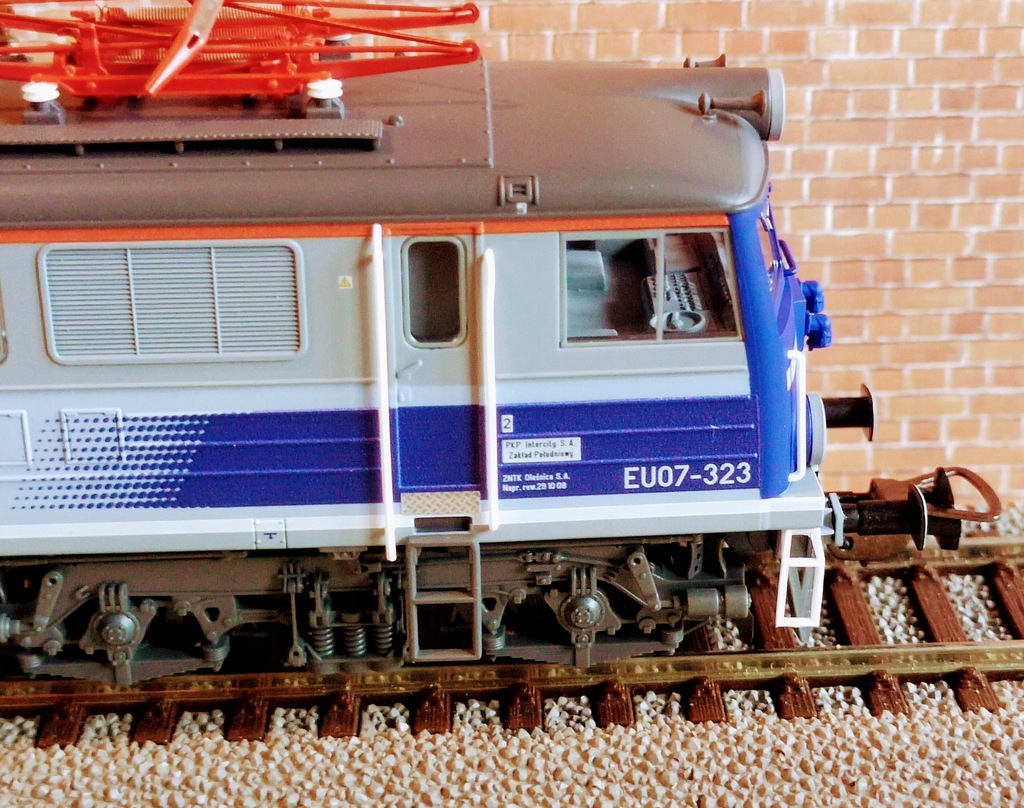 PIKO 96378 Lokomotywa EU07-323 PKP ICCC - 12913445365 - oficjalne archiwum Allegro