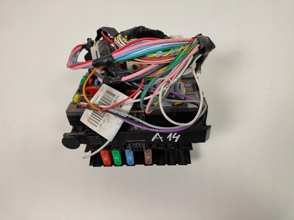 CITROEN PEUGEOT SKRZYNKA BSM R03 9807028680 - 15026543116 - oficjalne ...