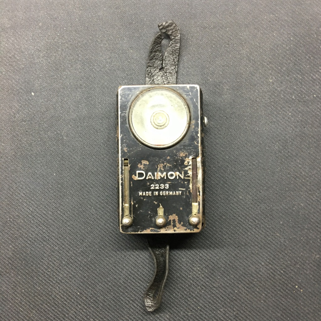 Latarka wojskowa DAIMON 2233 zabytkowa - 11498028303 - oficjalne archiwum Allegro