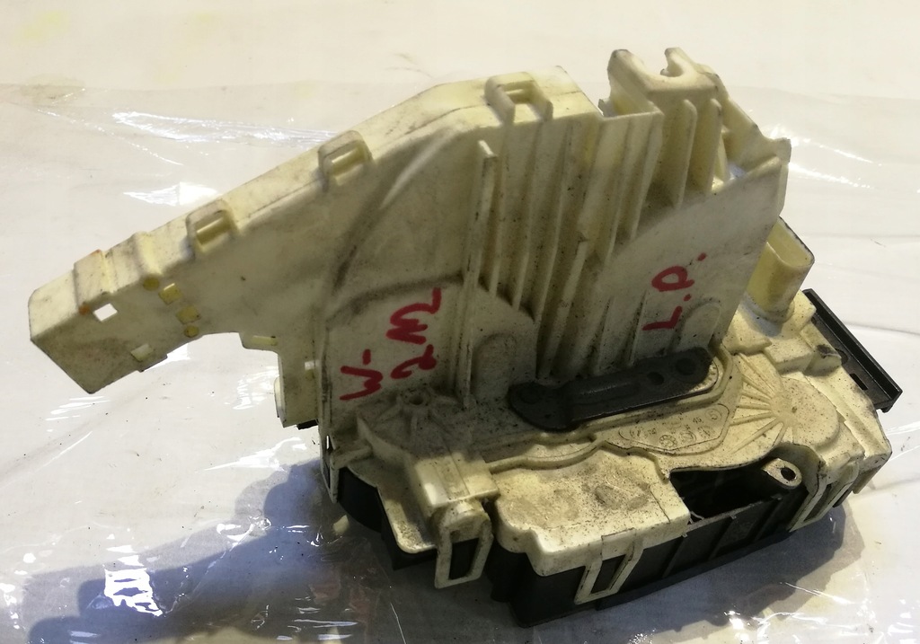 MERCEDES W212 ZAMEK DRZWI LEWY PRZÓD A2047201535 - 10988291926 ...