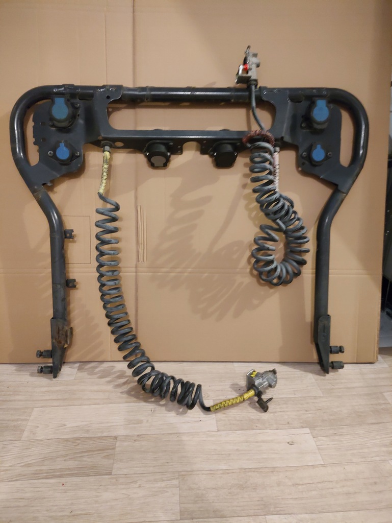 WSPORNIK GNIAZDO NACZEPY SCANIA EURO 6 OE 2247909 - 11552258940 ...