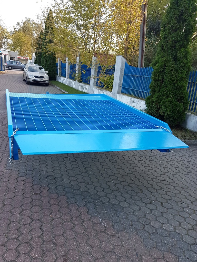 PLATFORMA, RAMPA MOBILNA ZAŁADUNKOWA 5 TON - 7058349403 - oficjalne ...