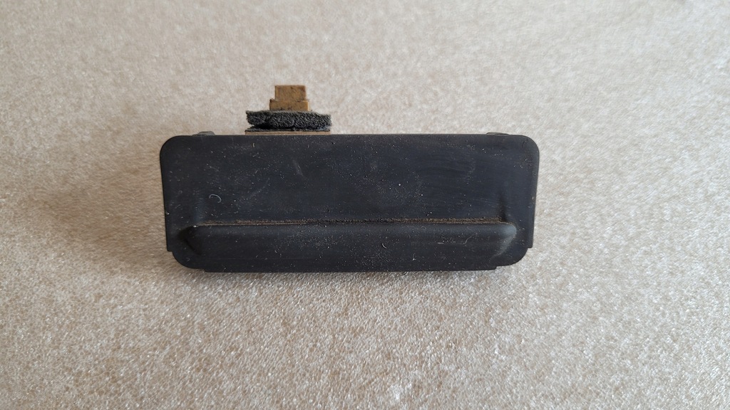 AUDI A4 B5 A3 8L MIKROSTYK KLAMKA KLAPY 8D0827566A - 12504788473 ...