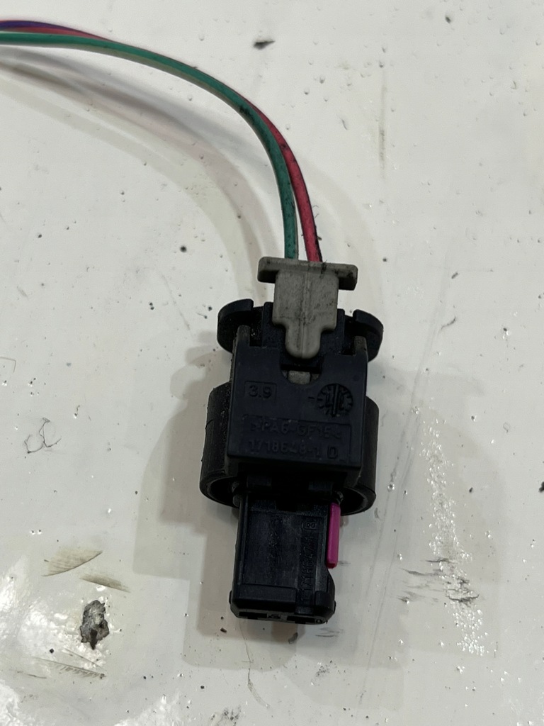 WTYCZKA KOSTKA AUDI A6 C7 4F0973702 - 13713736336 - oficjalne archiwum ...