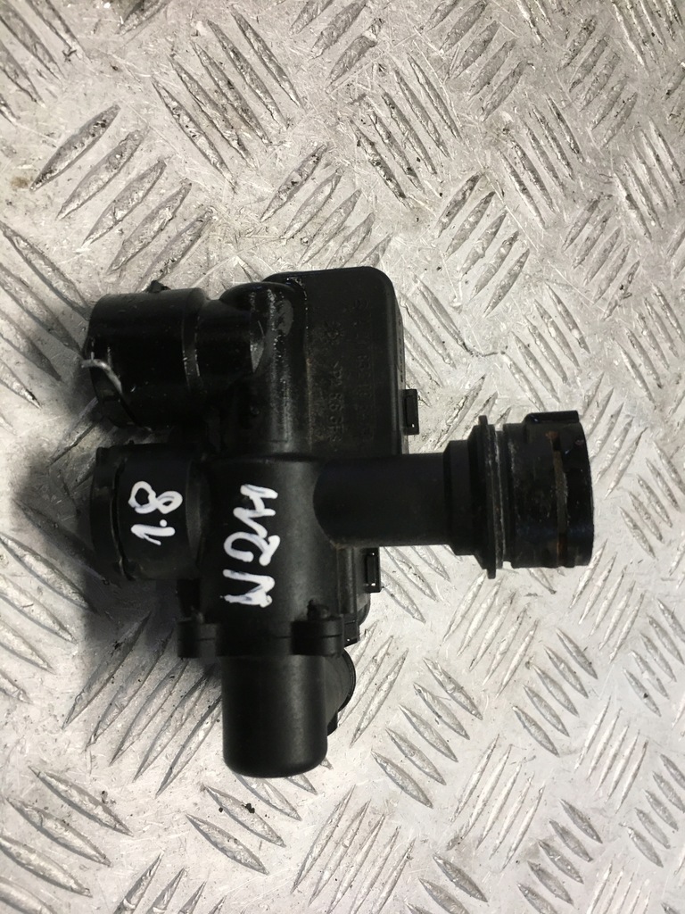 MERCEDES W211 1.8 ZAWÓR WODY A2118320084 - 9263692646 - oficjalne ...