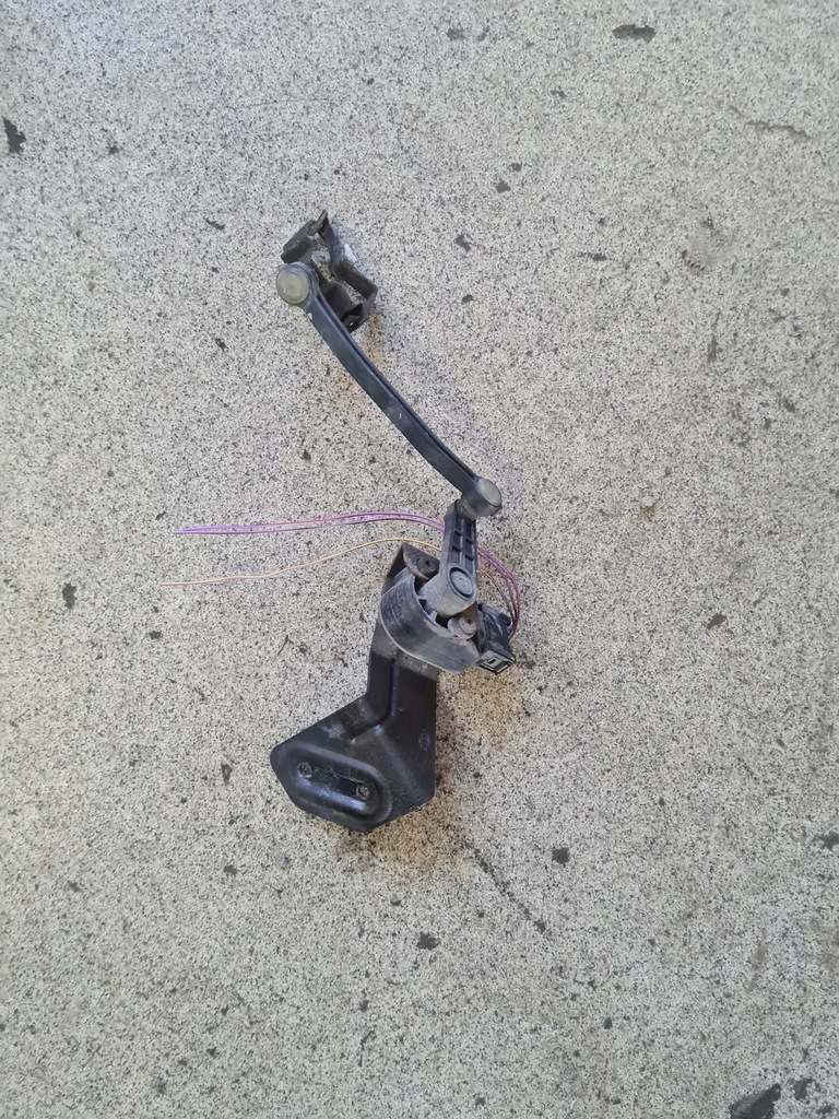 Czujnik poziomowania świateł Audi A4 B6 B7 - 13761222397 - oficjalne ...