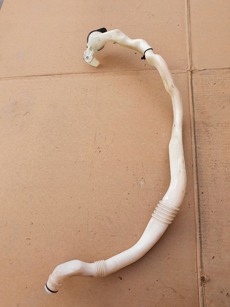 Wlew płynu do spryskiwaczy BMW F10 F11 F06 F12 F13 - 10863848538 ...