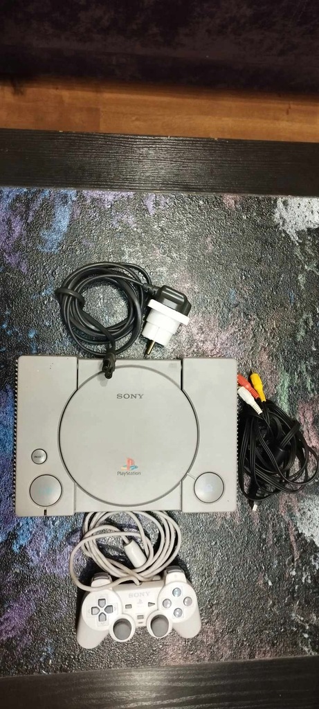 KONSOLA SONY PLAYSTATION PSX PS1 SCPH-7502 - 15076527114 - oficjalne archiwum Allegro