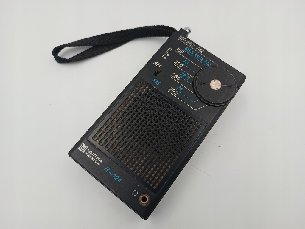 RADIO TRANZYSTOROWE UNITRA RZESZÓW R-124 SPRAWNE - 15094309679 ...